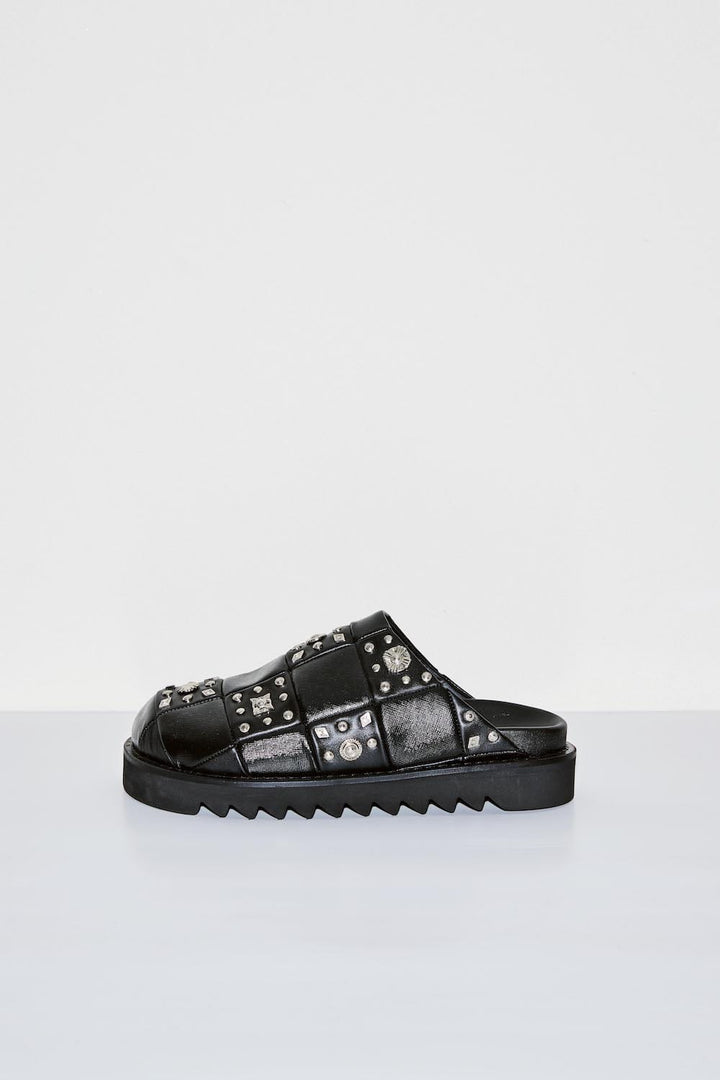 TOGA VIRILIS SHOE 2023ss LOOK1 – TOGA ONLINE STORE