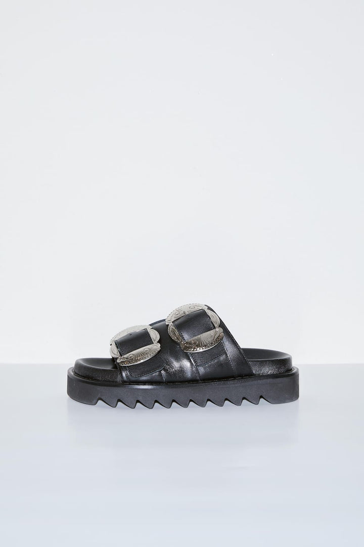 TOGA PULLA SHOE 2022aw LOOK6 – TOGA ONLINE STORE
